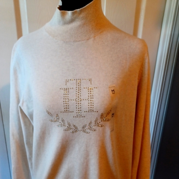 Tommy Hilfiger | Sweaters | Nwt Tommy Hilfiger Oatmeal Knit Rhinestone ...